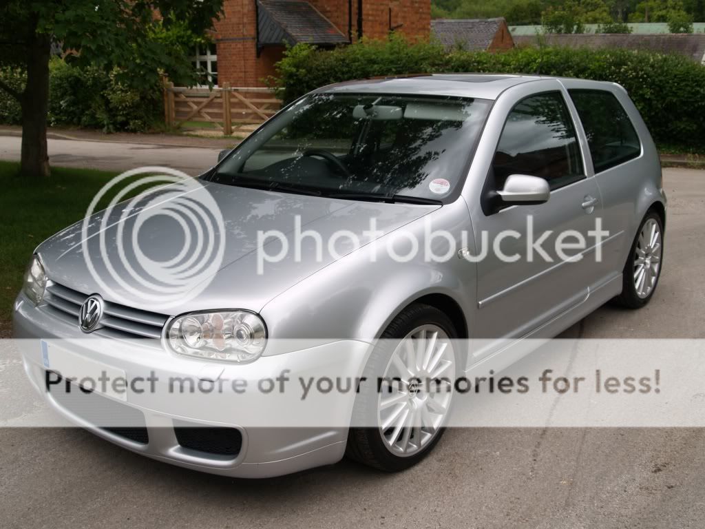 Mk4 R32 Fully loaded on an 04 in Reflex Silver, imaculate | VW Golf R32 ...
