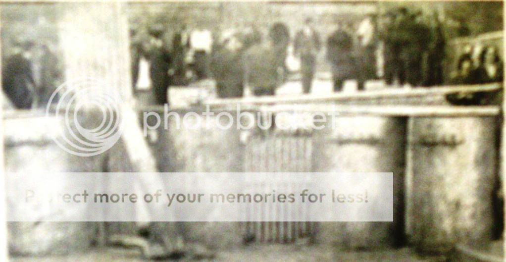 Were the first Barricades erected in Unity Flats in August 1969?